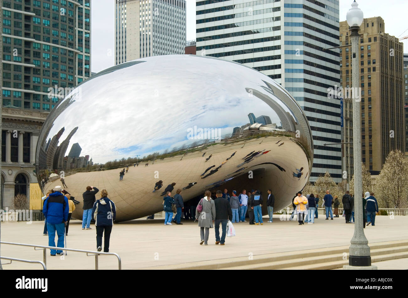 Chicago Bean Sculpture Stock Photo - Alamy