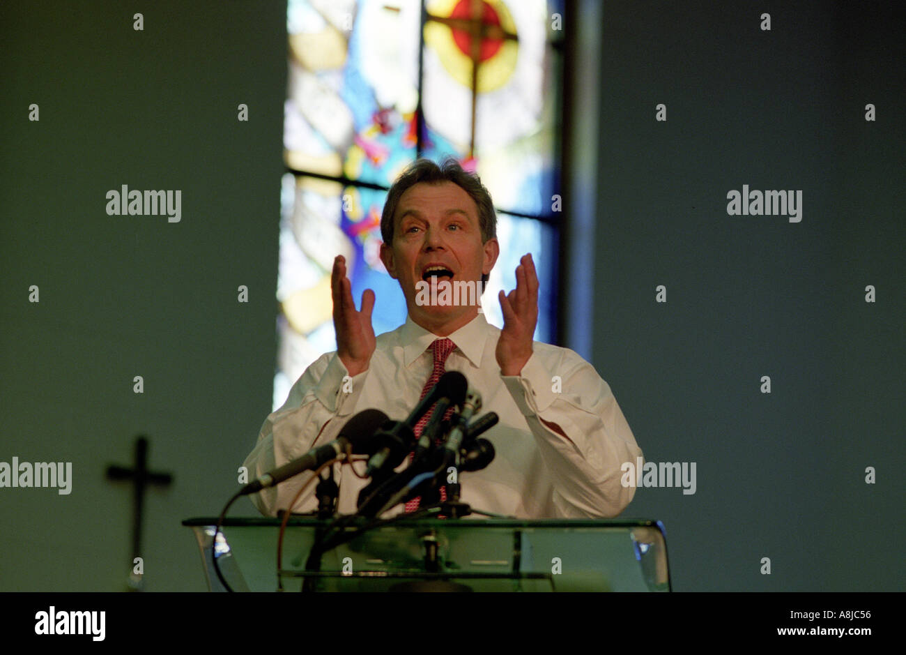 PRIME MINISTER TONY BLAIR AT LAUNCH OF 2001 BRITISH ELECTION CAMPAIGN ...