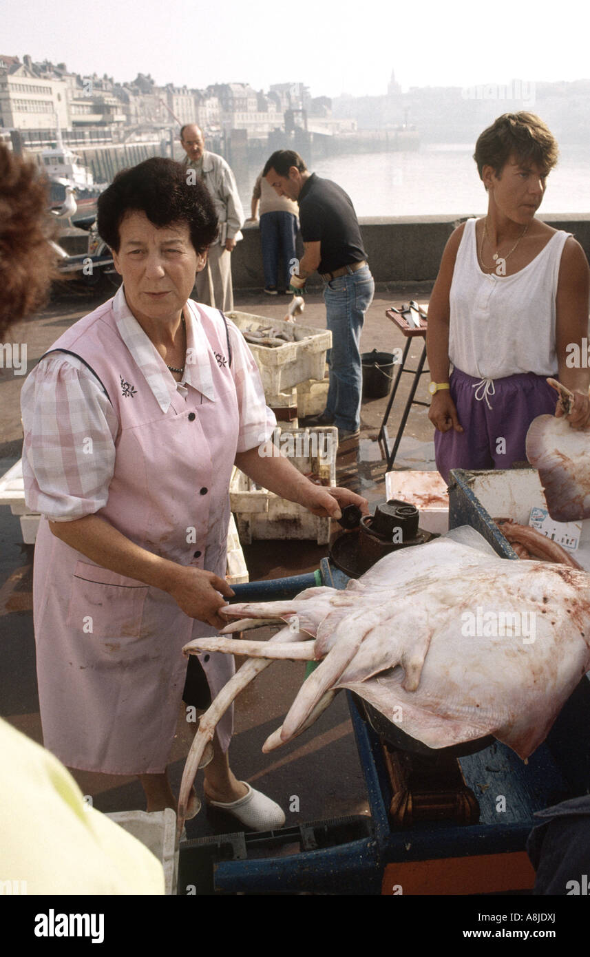 fish market in France Stock Photo - Alamy