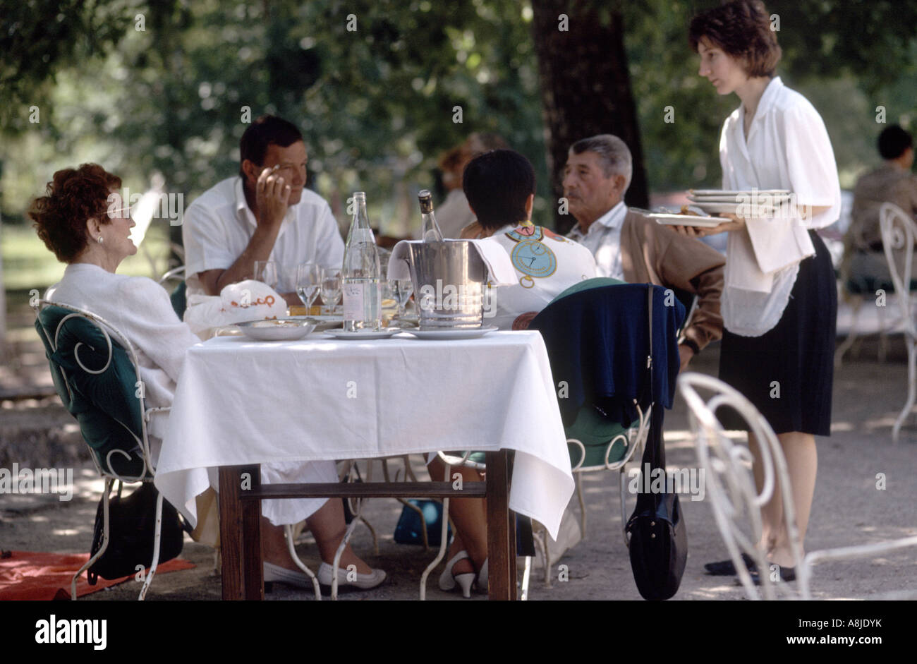 Middle class family hi-res stock photography and images - Alamy