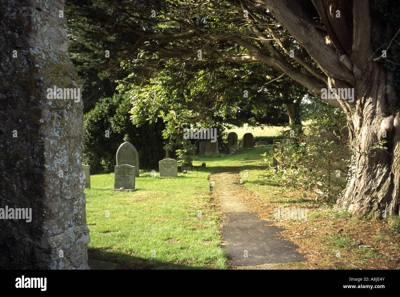 Church grave yard Stock Photo - Alamy