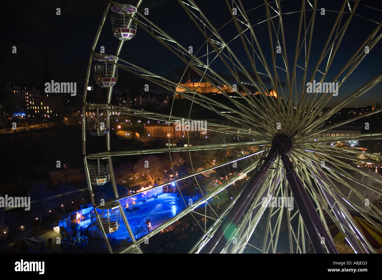 Illuminated edinburgh wheel hi-res stock photography and images - Alamy