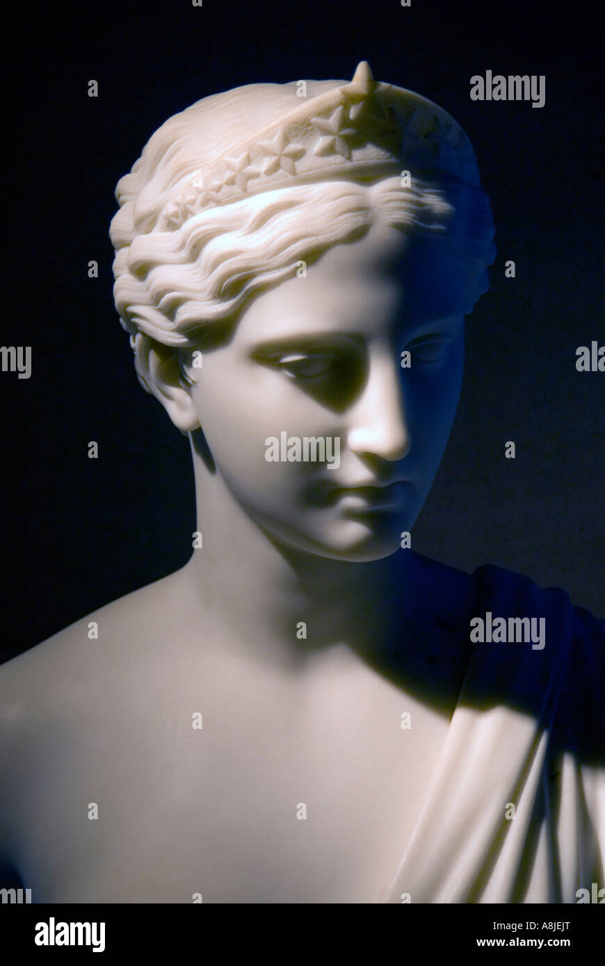 Greek statue hi-res stock photography and images - Alamy