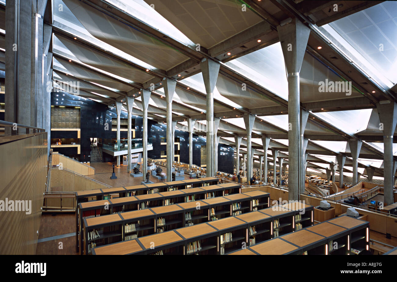 Interior view of the Snohetta Norwegian architects designed library in ...