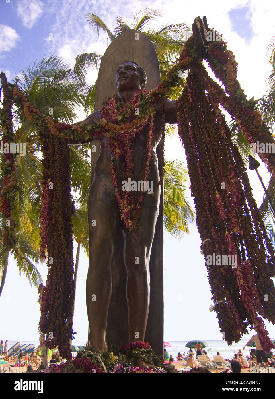 Duke Kahanamoku Sculpture Waikiki Beach Oahu Hawaii Stock Photo - Alamy