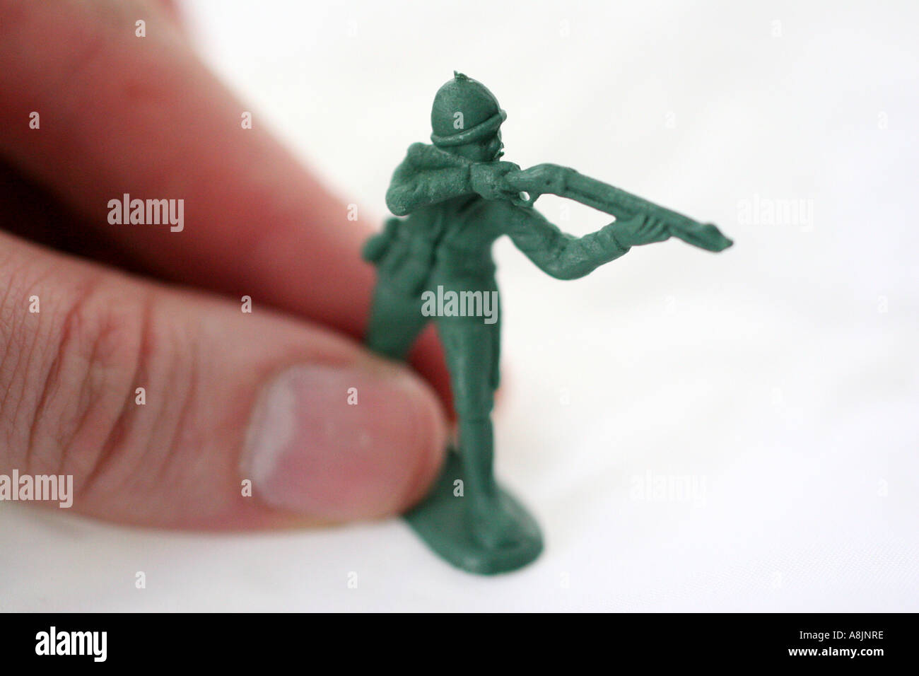 Child holding rifle hi-res stock photography and images - Alamy