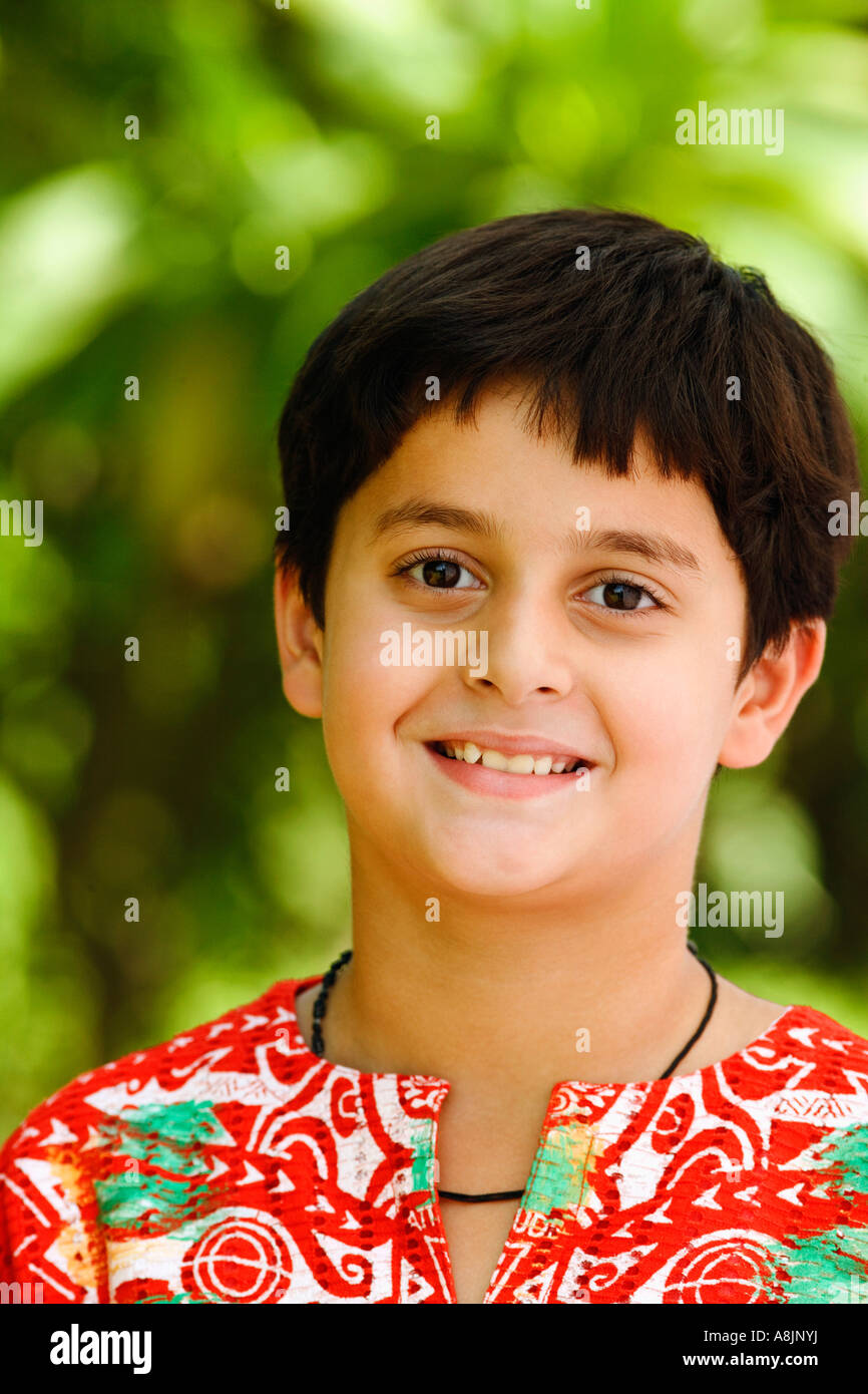 Portrait of a boy smiling Stock Photo - Alamy