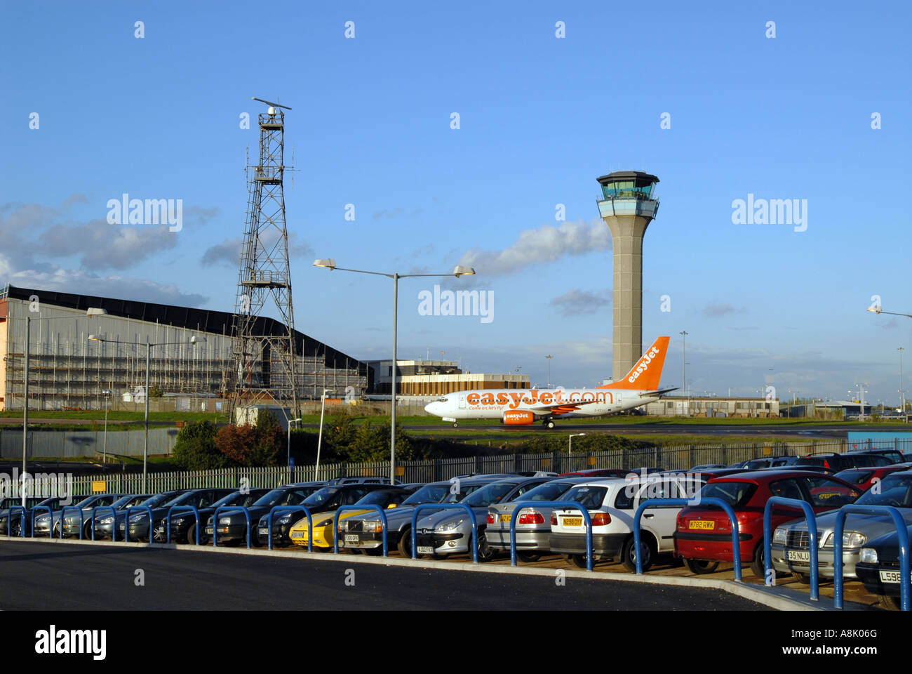 UK EasyJet plane landing at Luton airport Photo Julio Etchart Stock ...