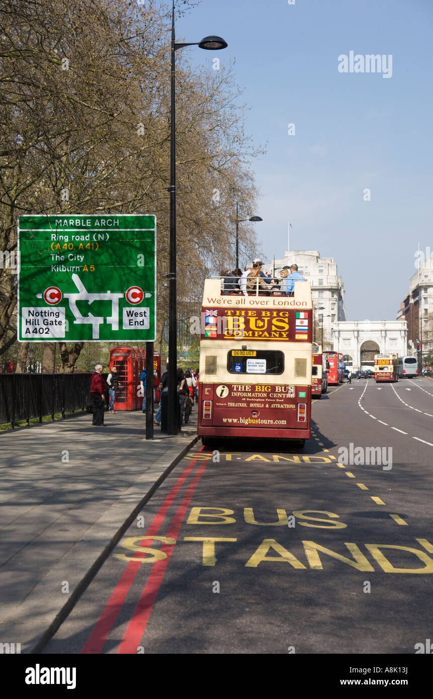 London Open Top Tour Bus at Hyde Park Corner UK London Stock Photo - Alamy