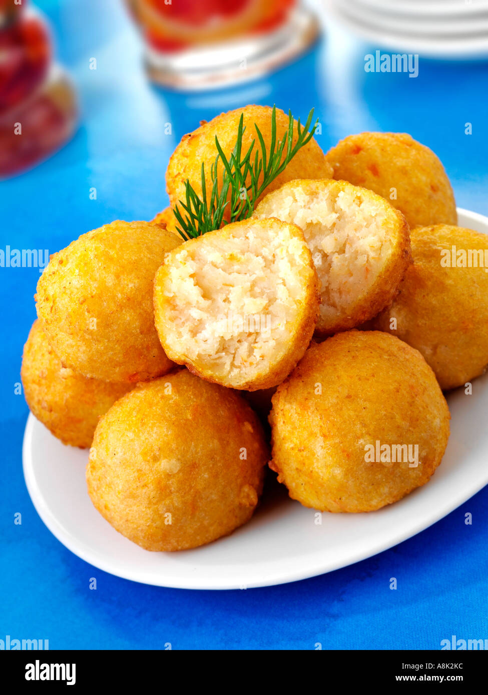 Fried fish jewish hi-res stock photography and images - Alamy