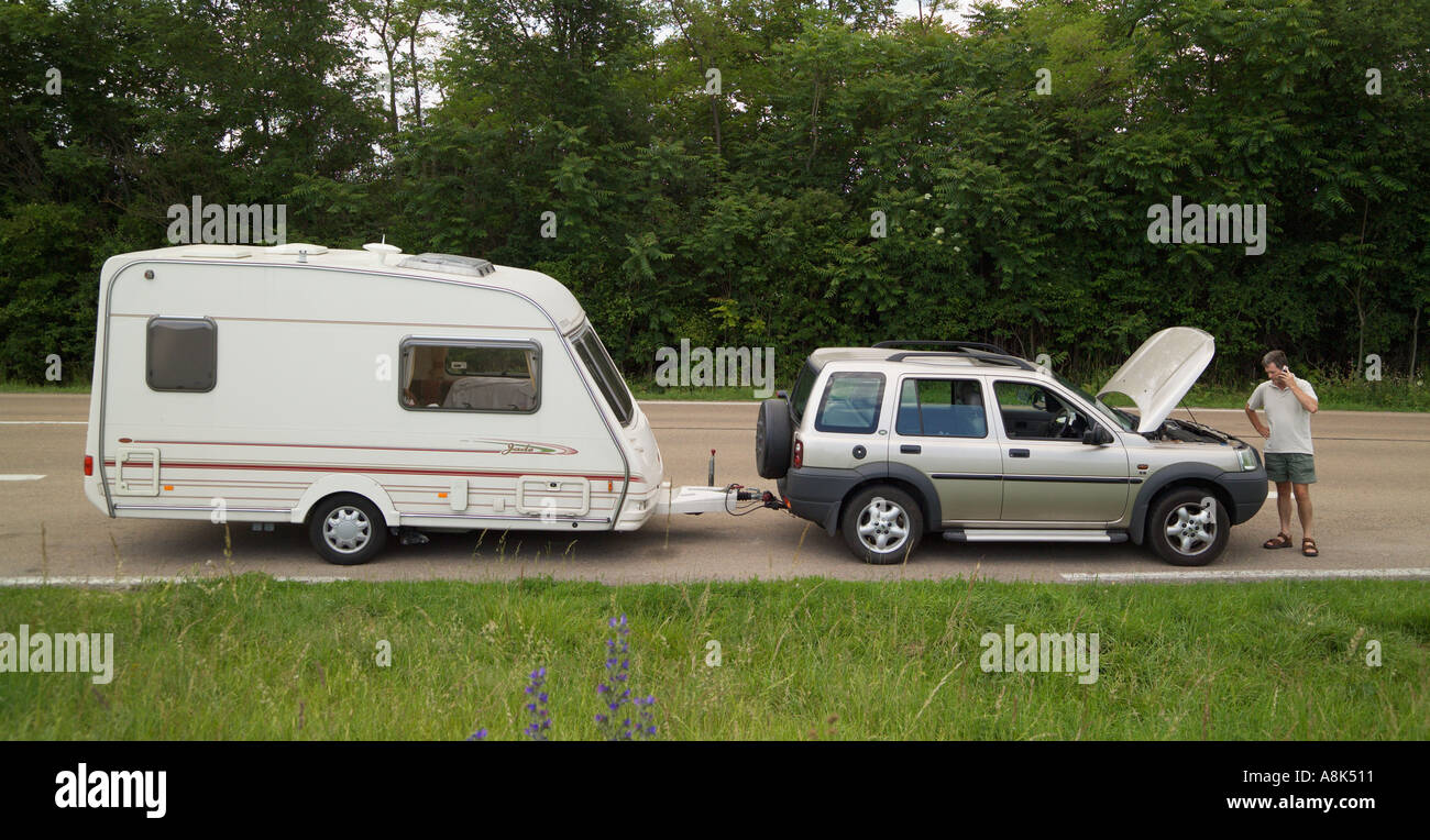 Broken down caravan hi-res stock photography and images - Alamy