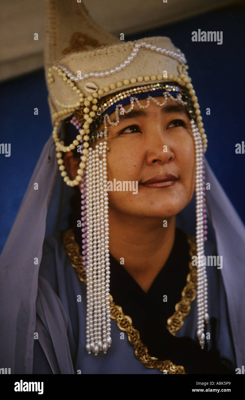 mongolian singer at nadaam festival Stock Photo - Alamy
