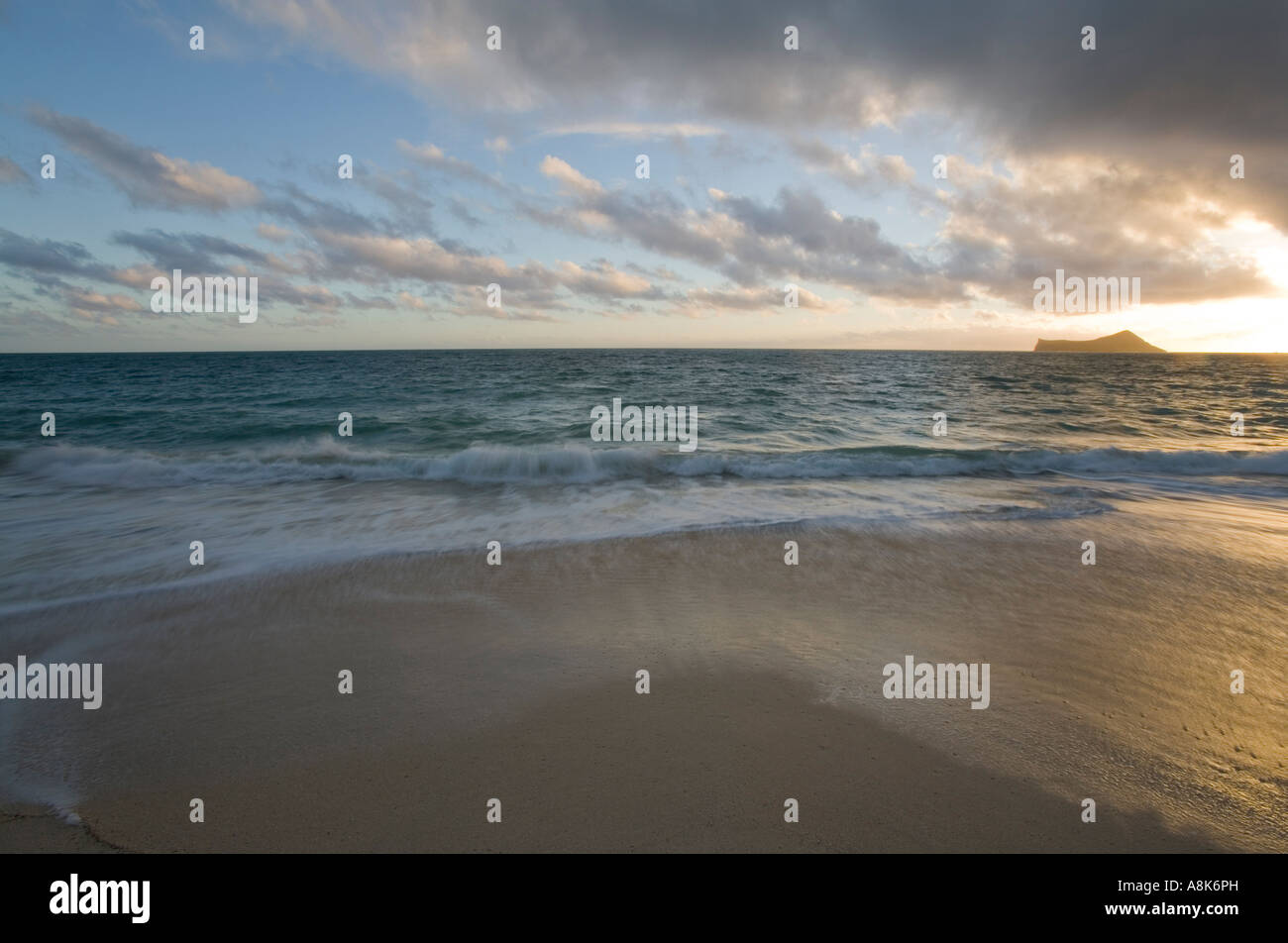 Waimanalo Beach and Manana Island sunrise oceanscape Stock Photo - Alamy