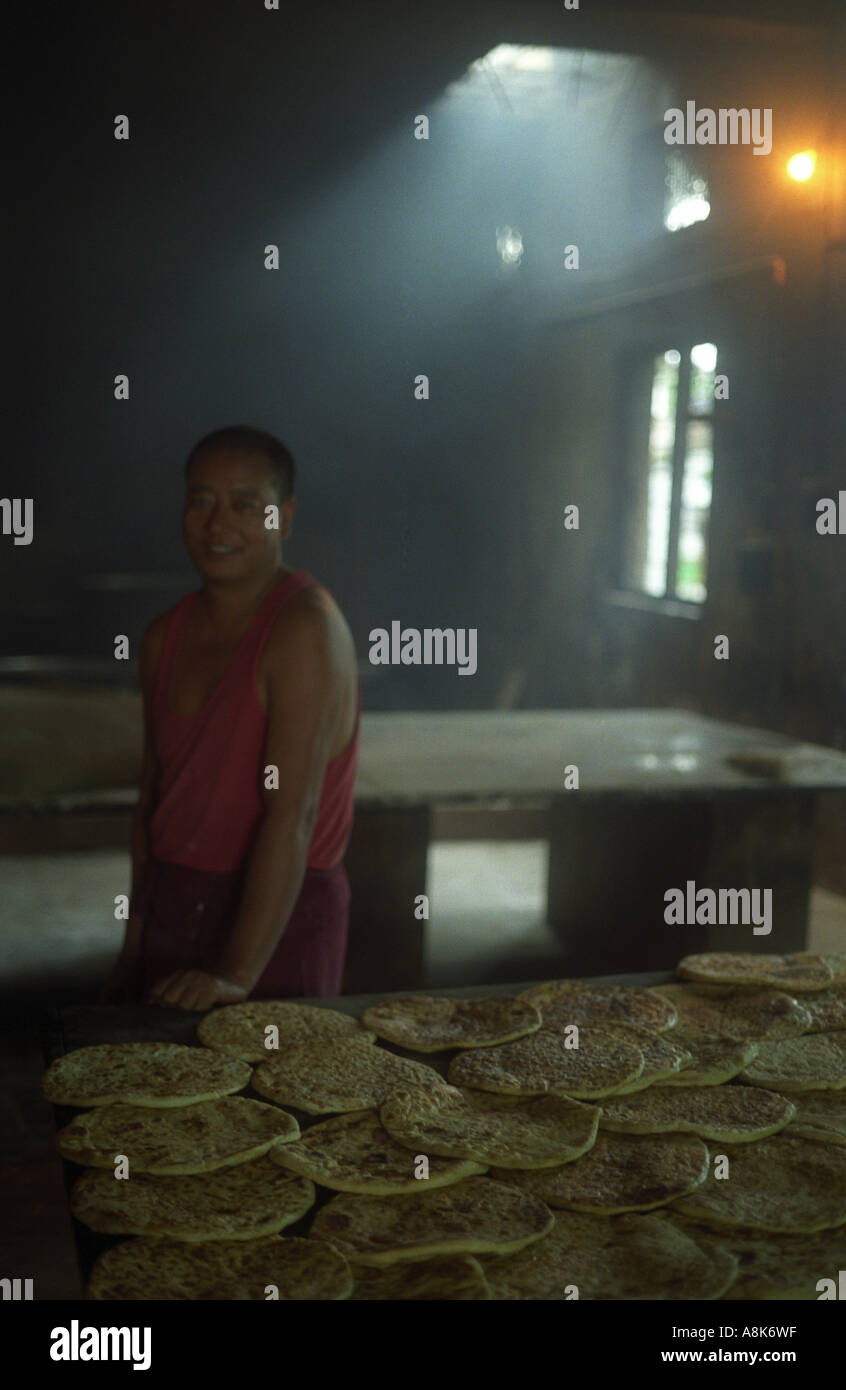 Monk make hi-res stock photography and images - Alamy