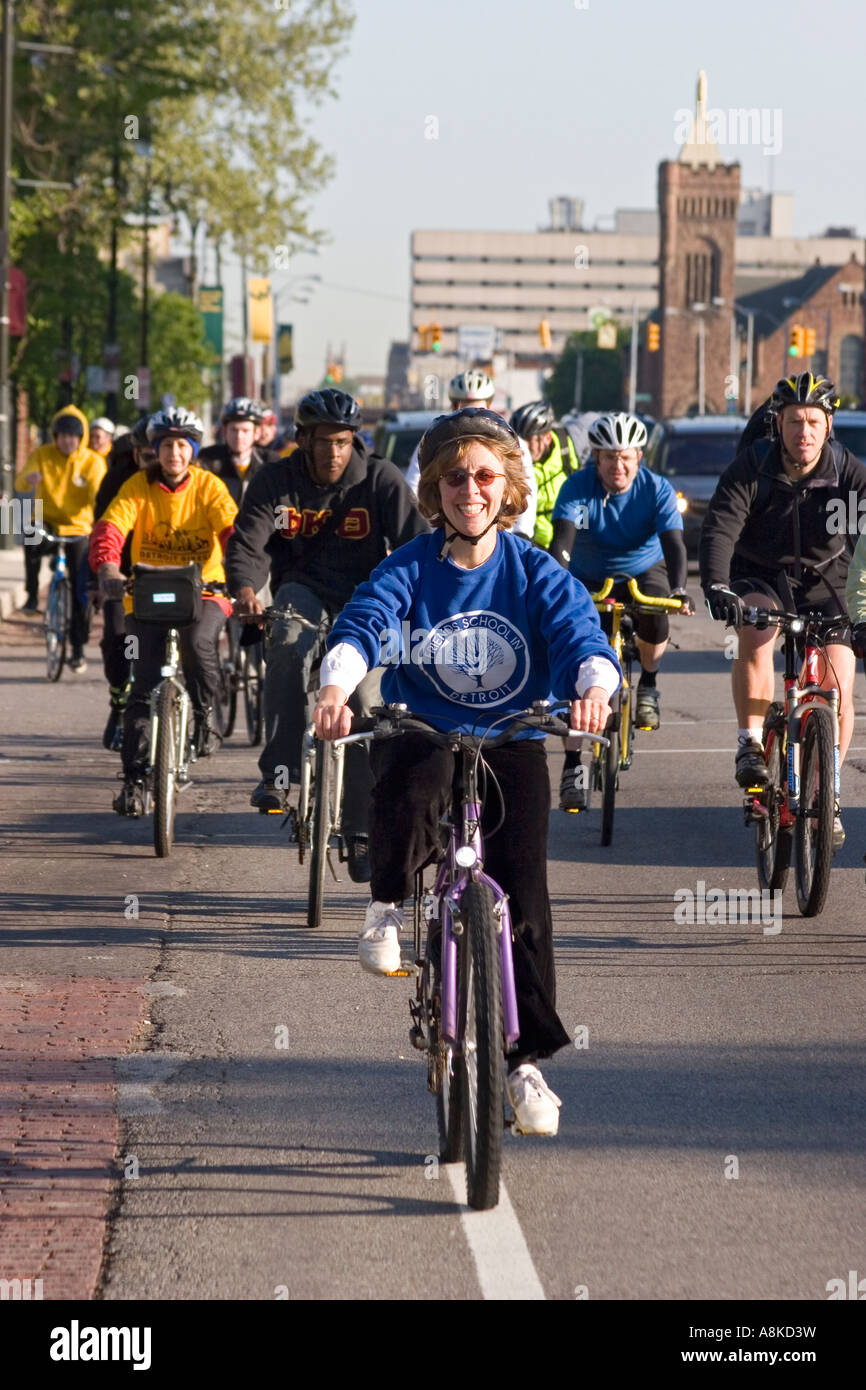 Bicyclists Ride to Work Stock Photo - Alamy