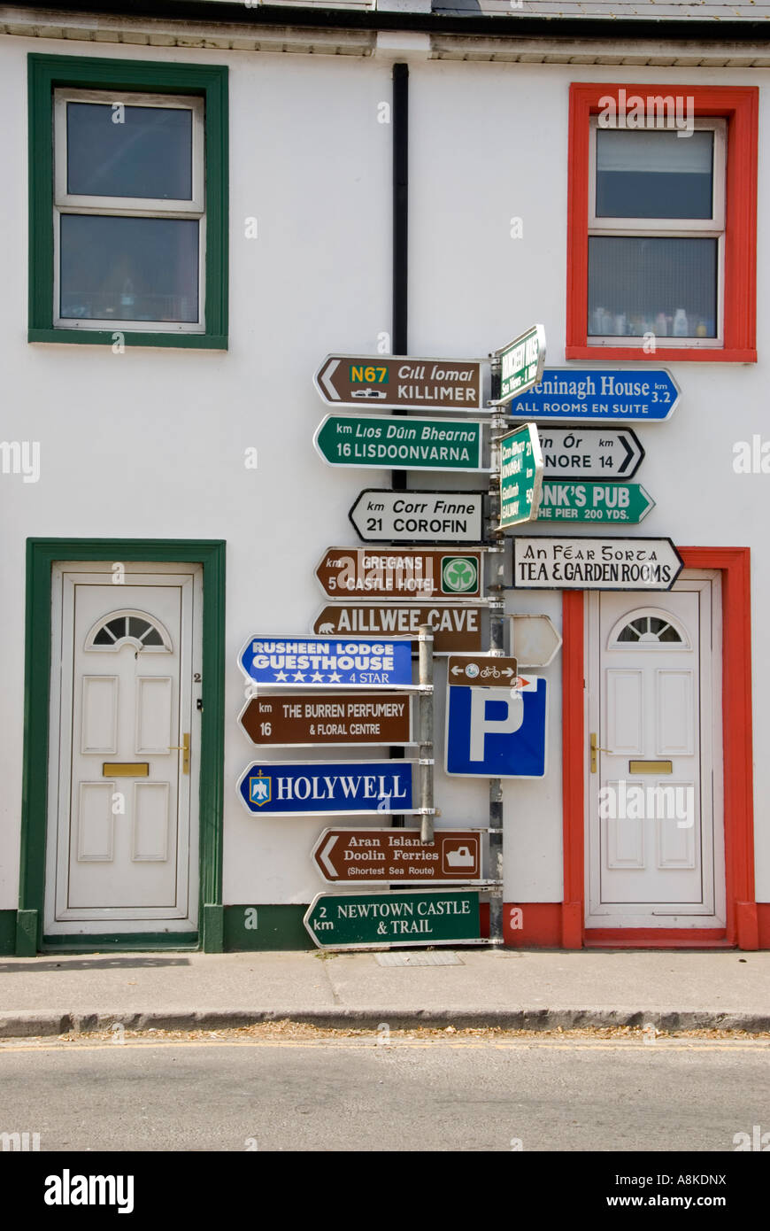 Ballyvaughan village hi-res stock photography and images - Alamy