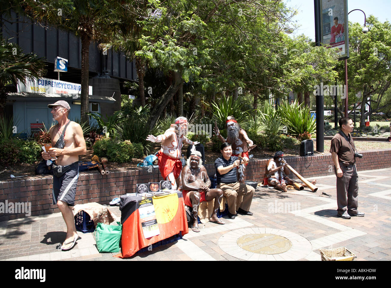 Aboriginal men australia hi-res stock photography and images - Alamy