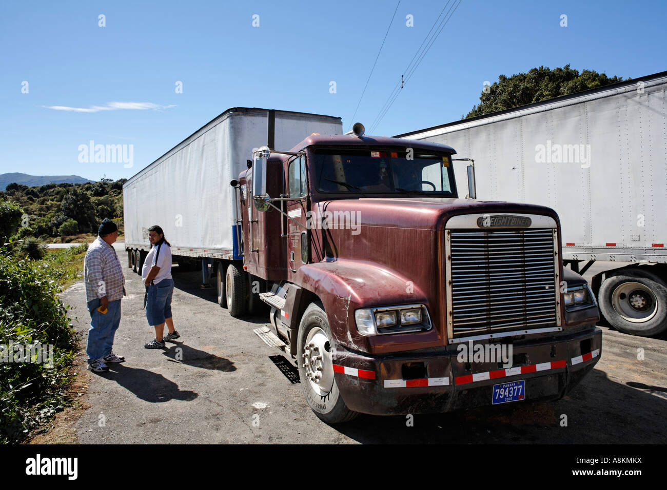 Truck at Interamericana, Panamericana in Ojo de Agua, Costa Rica Stock ...