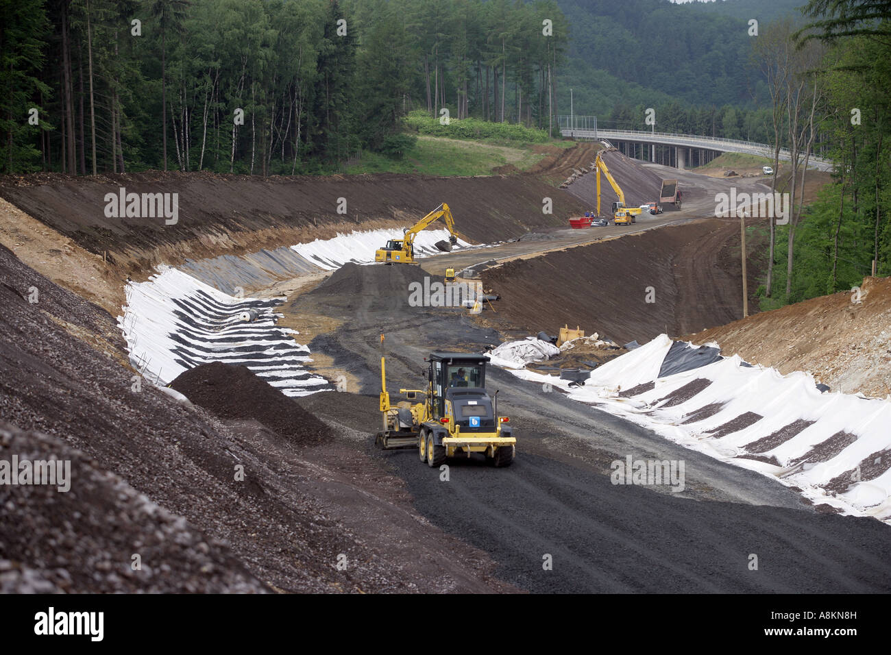 Expressway under construction Stock Photo - Alamy
