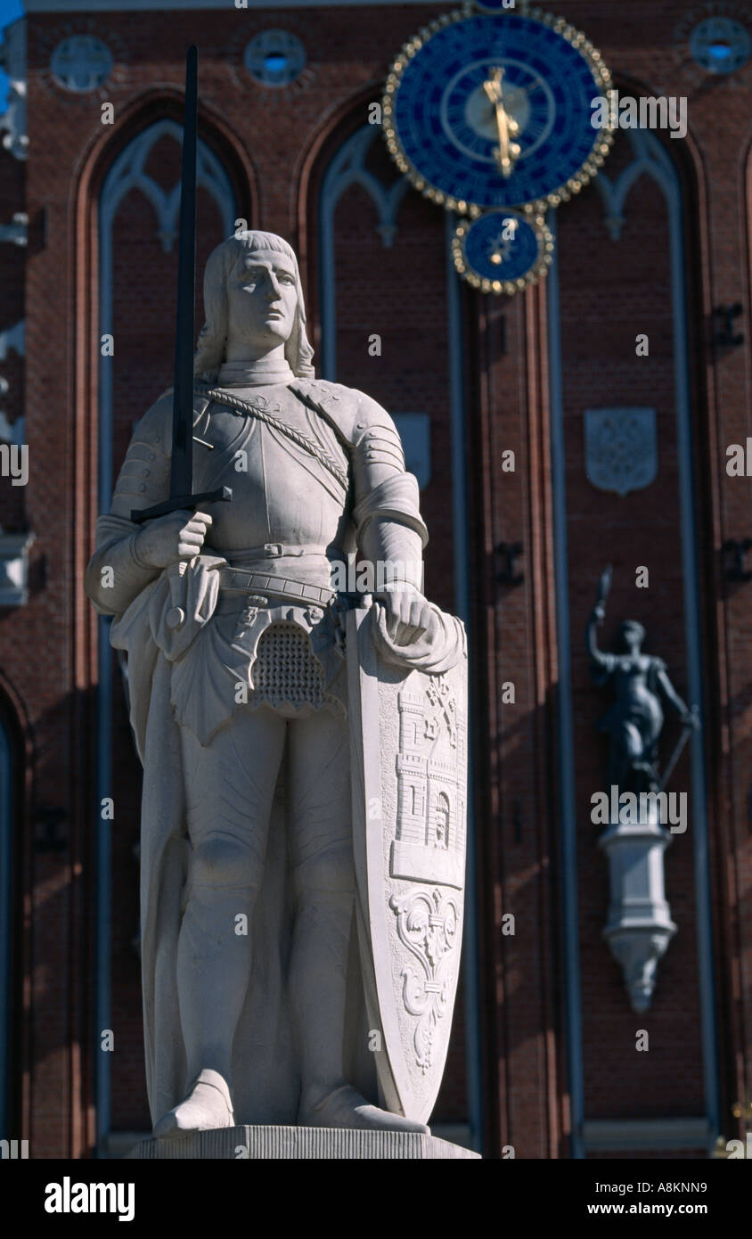 Statue of saint roland hi-res stock photography and images - Alamy