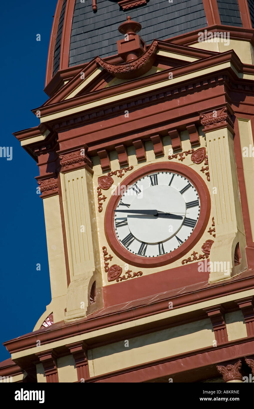 Town square clock on the courthouse building Stock Photo - Alamy