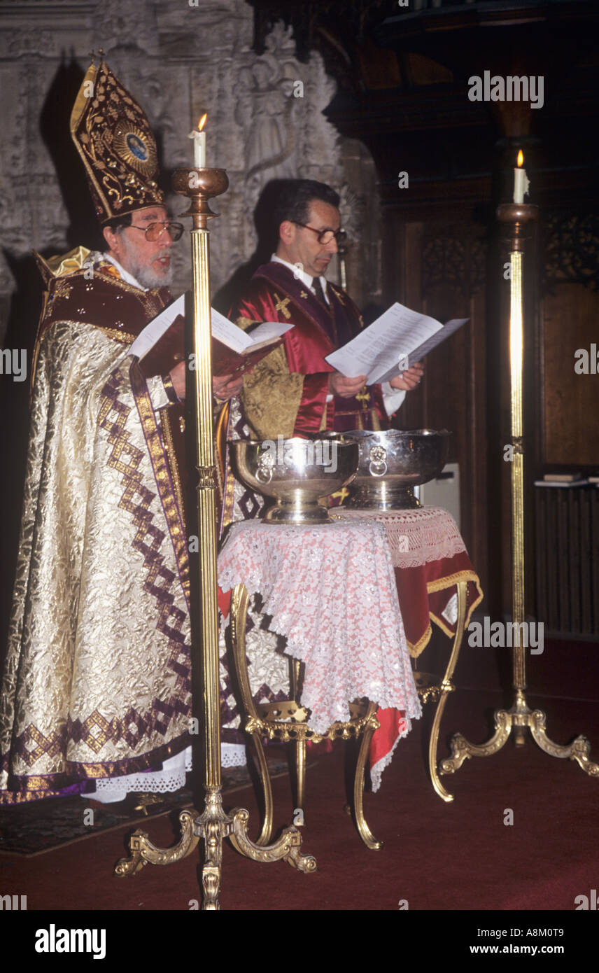 Altars of orthodox church hi-res stock photography and images - Alamy