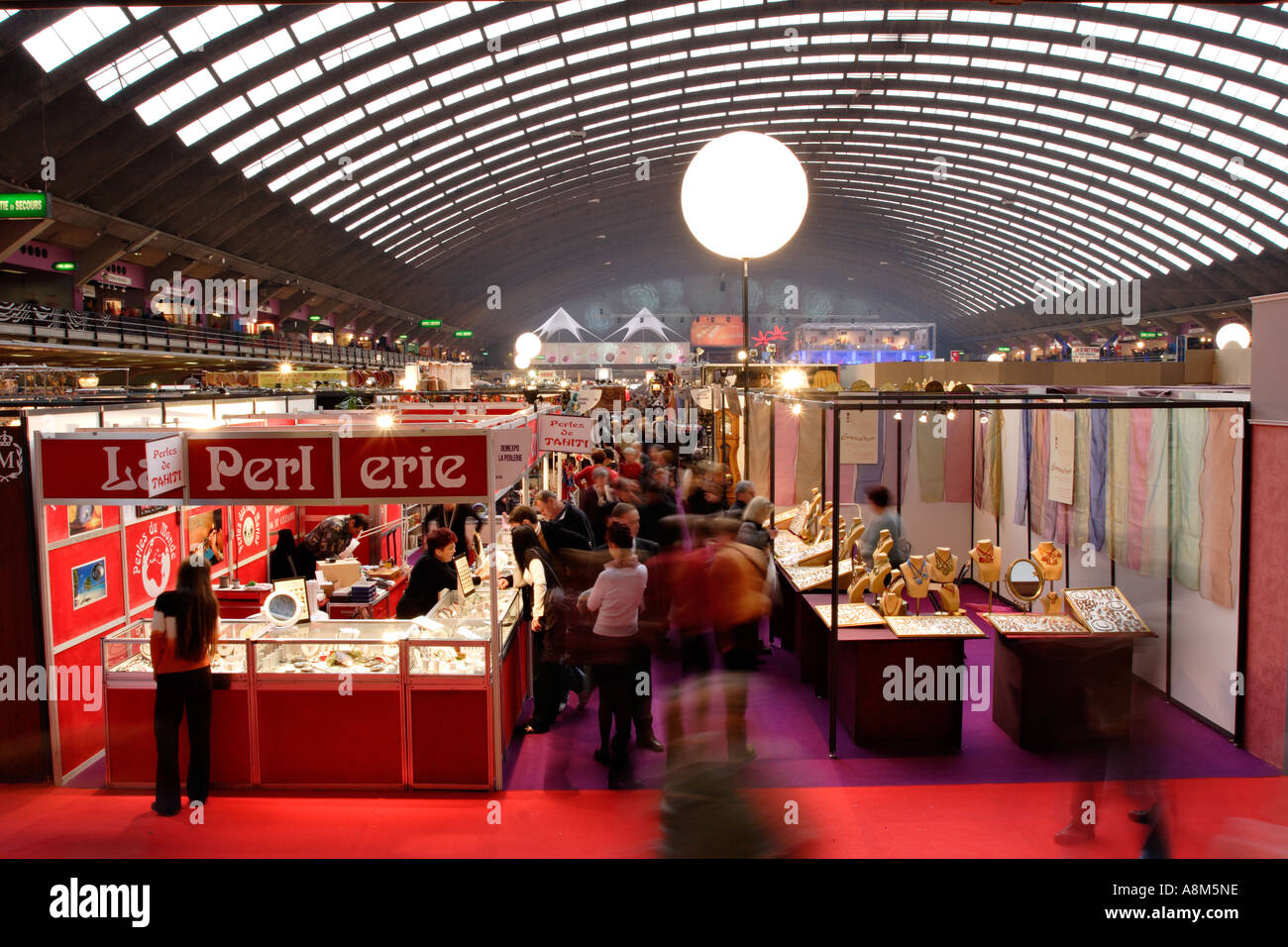 Fair free trade market hi-res stock photography and images - Alamy