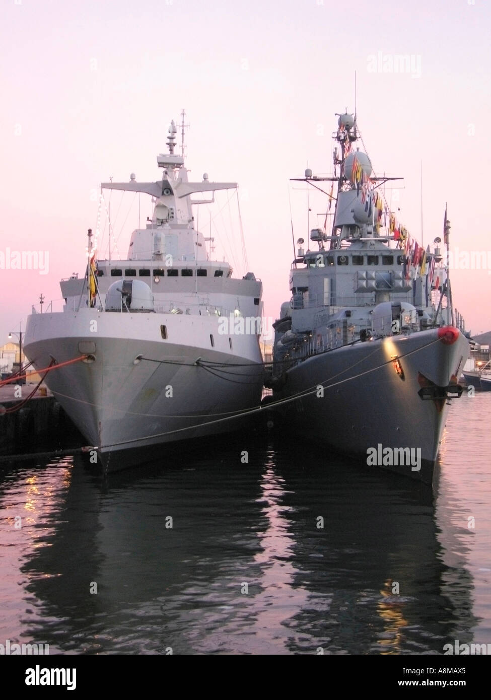 South african navy ship hi-res stock photography and images - Alamy