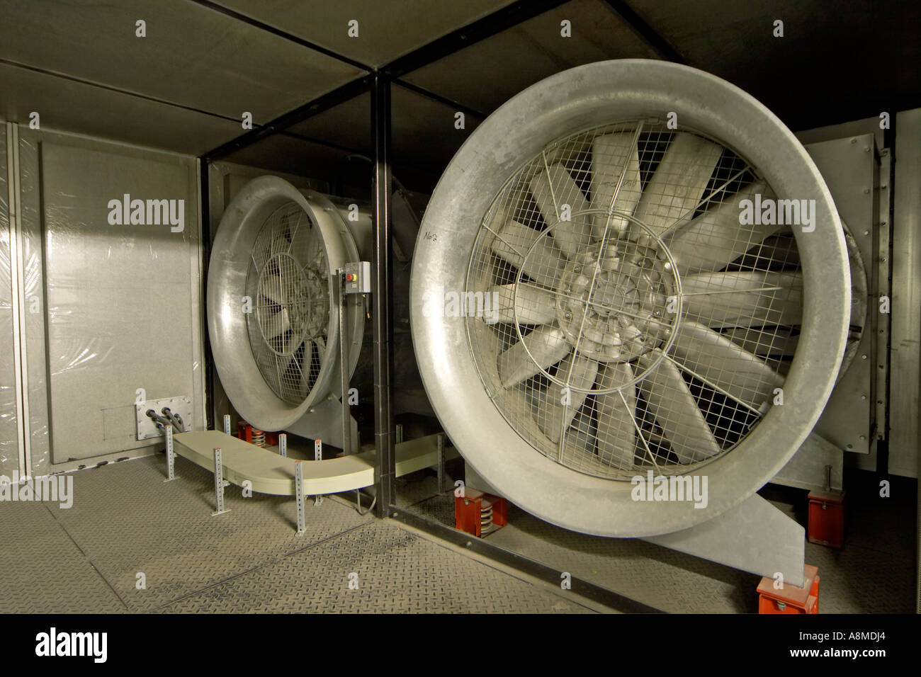 Cooling tunnel hi-res stock photography and images - Alamy