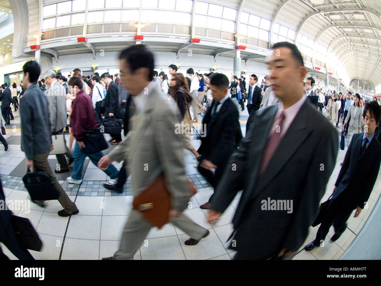 Tokyo station during rush hour hi-res stock photography and images - Alamy