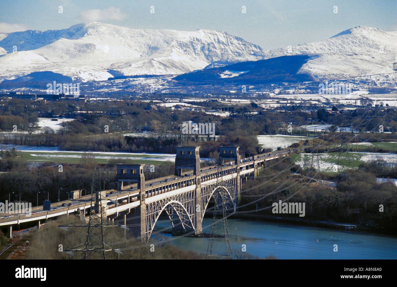 Britannia tubular bridge hi-res stock photography and images - Alamy