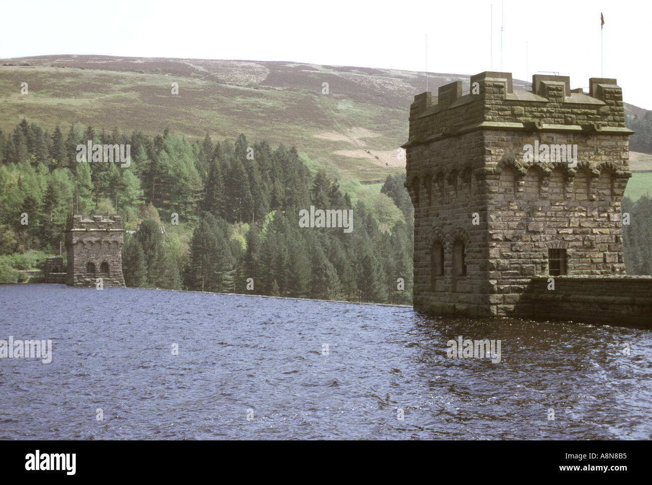 Dam at Ladybower Reservoir Derbyshire England Stock Photo - Alamy