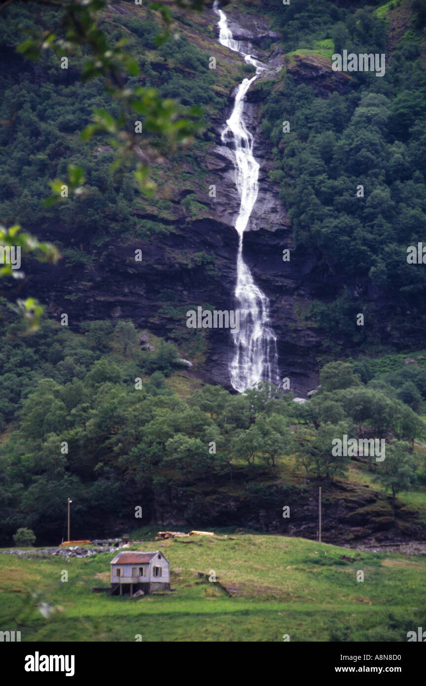 Cabin flam norway hi-res stock photography and images - Alamy