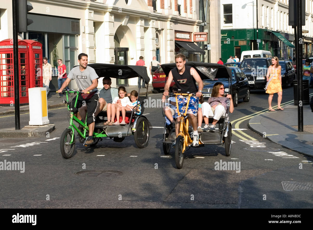 London Rickshaw High Resolution Stock Photography and Images - Alamy
