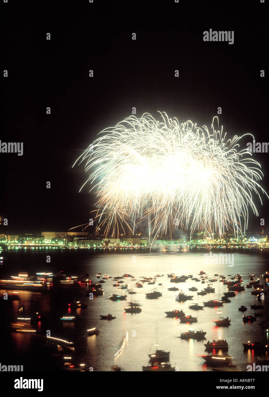 Stockholm fireworks hi-res stock photography and images - Alamy