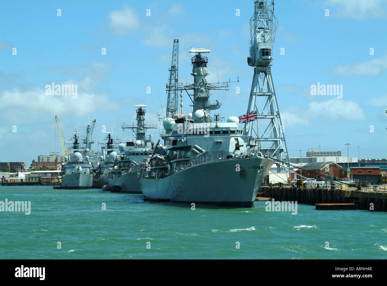 Navy dockyard hi-res stock photography and images - Alamy