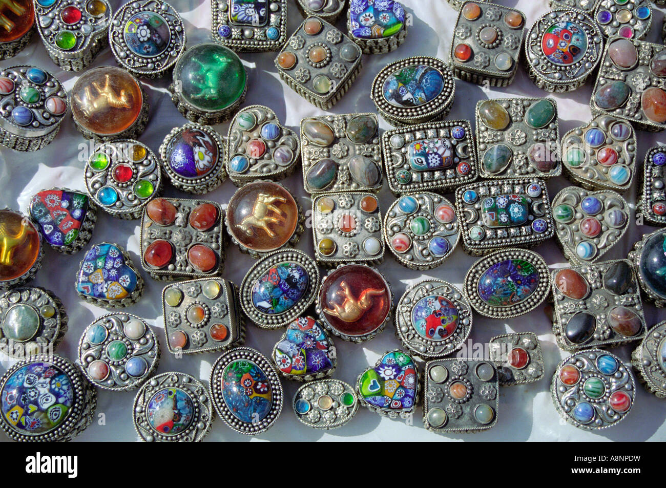 Bedouin crafts - Petra, JORDAN Stock Photo - Alamy