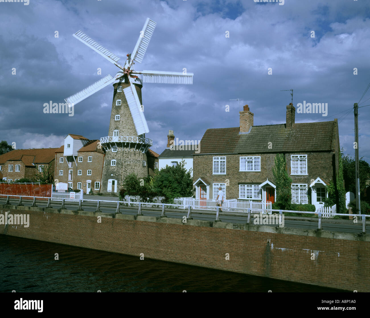 Maud foster windmill hi-res stock photography and images - Alamy