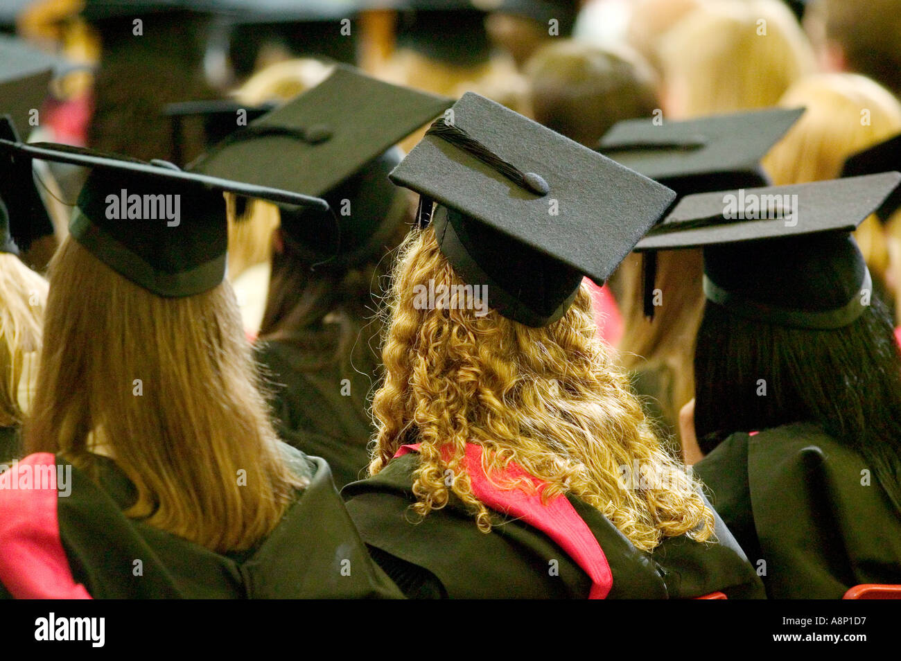 University graduation england back hi-res stock photography and images ...