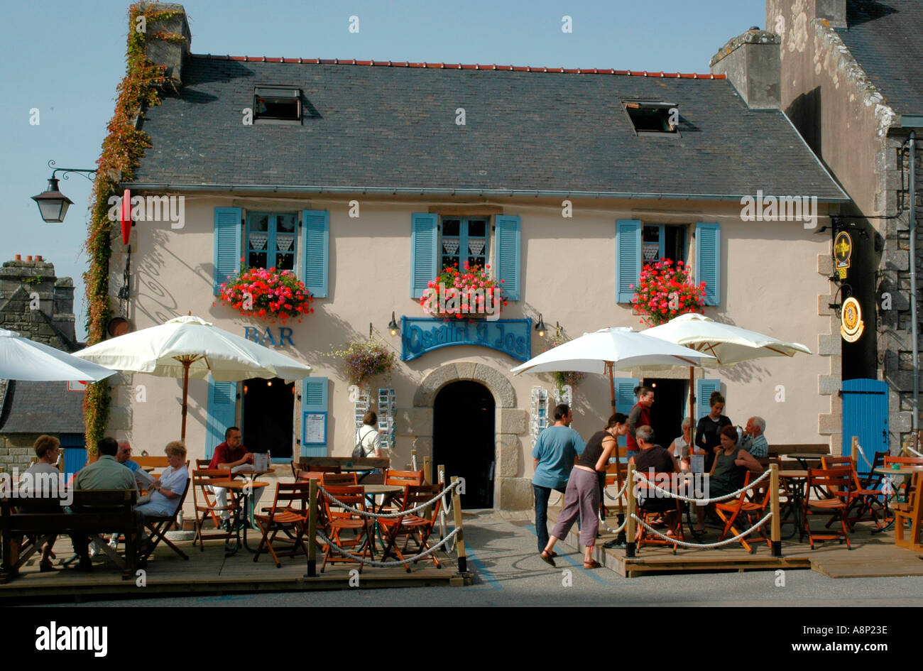 French cafe, Locronan, Brittany, France Stock Photo - Alamy