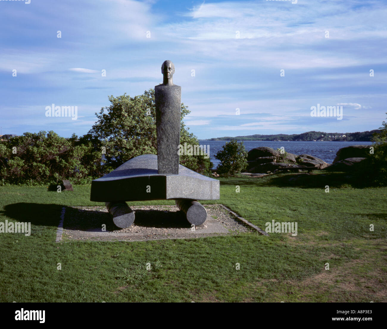 Kon tiki boat hi-res stock photography and images - Alamy