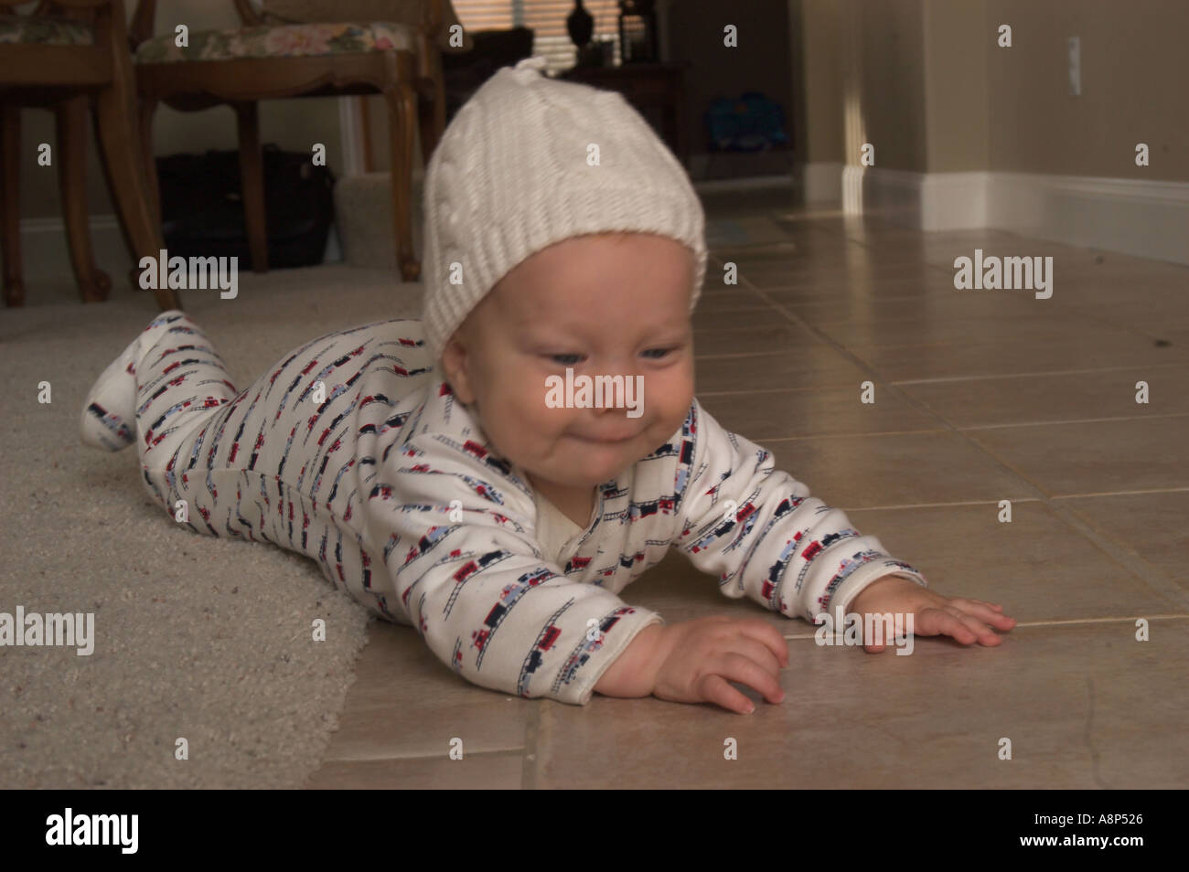 Baby crawling running hi-res stock photography and images - Alamy