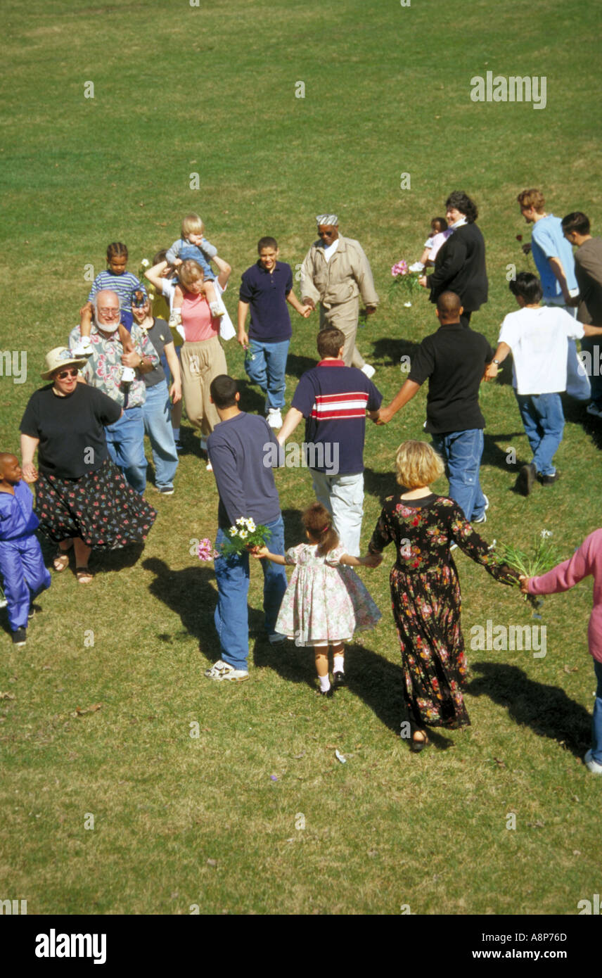 Line dancing children hi-res stock photography and images - Alamy