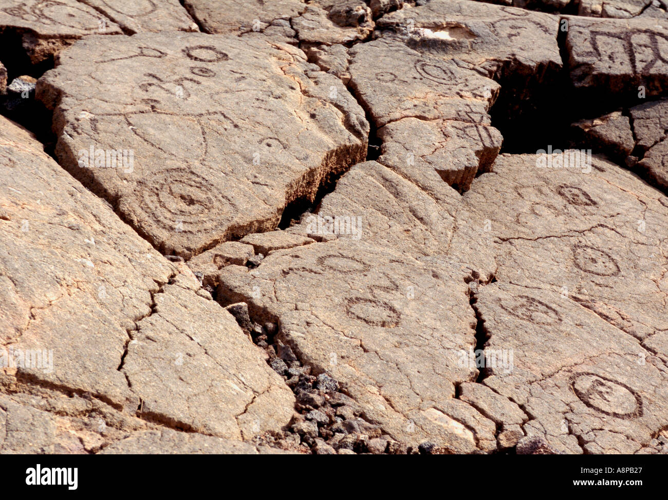 Petroglyph etching symbol hi-res stock photography and images - Alamy