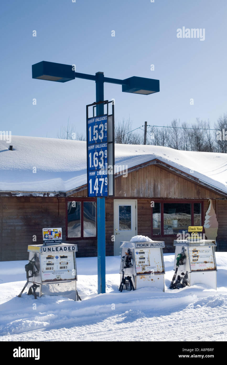 Abandoned gas station in Michigan s Upper Peninsula Stock Photo - Alamy