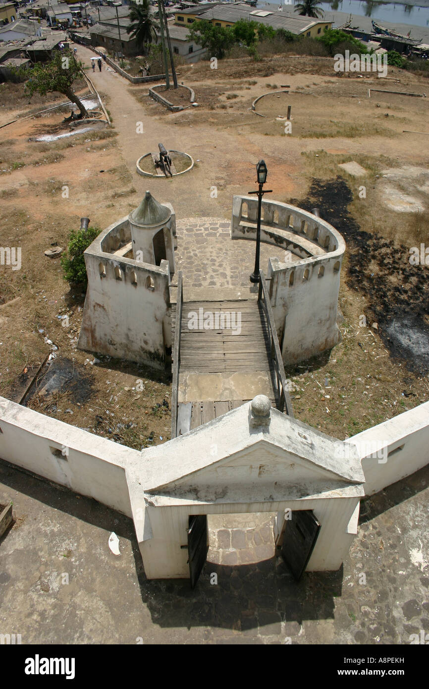 Entrance to the Dutch castle in Elmina, where slaves were imprisoned as ...