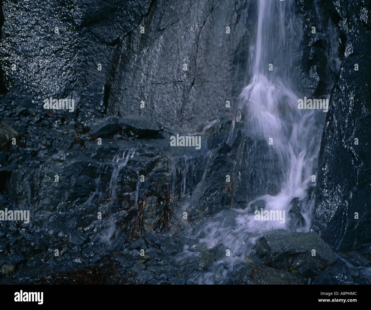 granite ad waterfall Stock Photo - Alamy