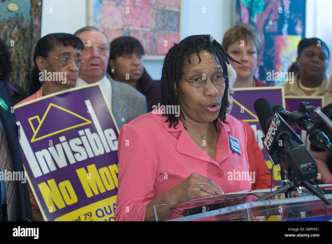 Worker union and press conference hi-res stock photography and images ...
