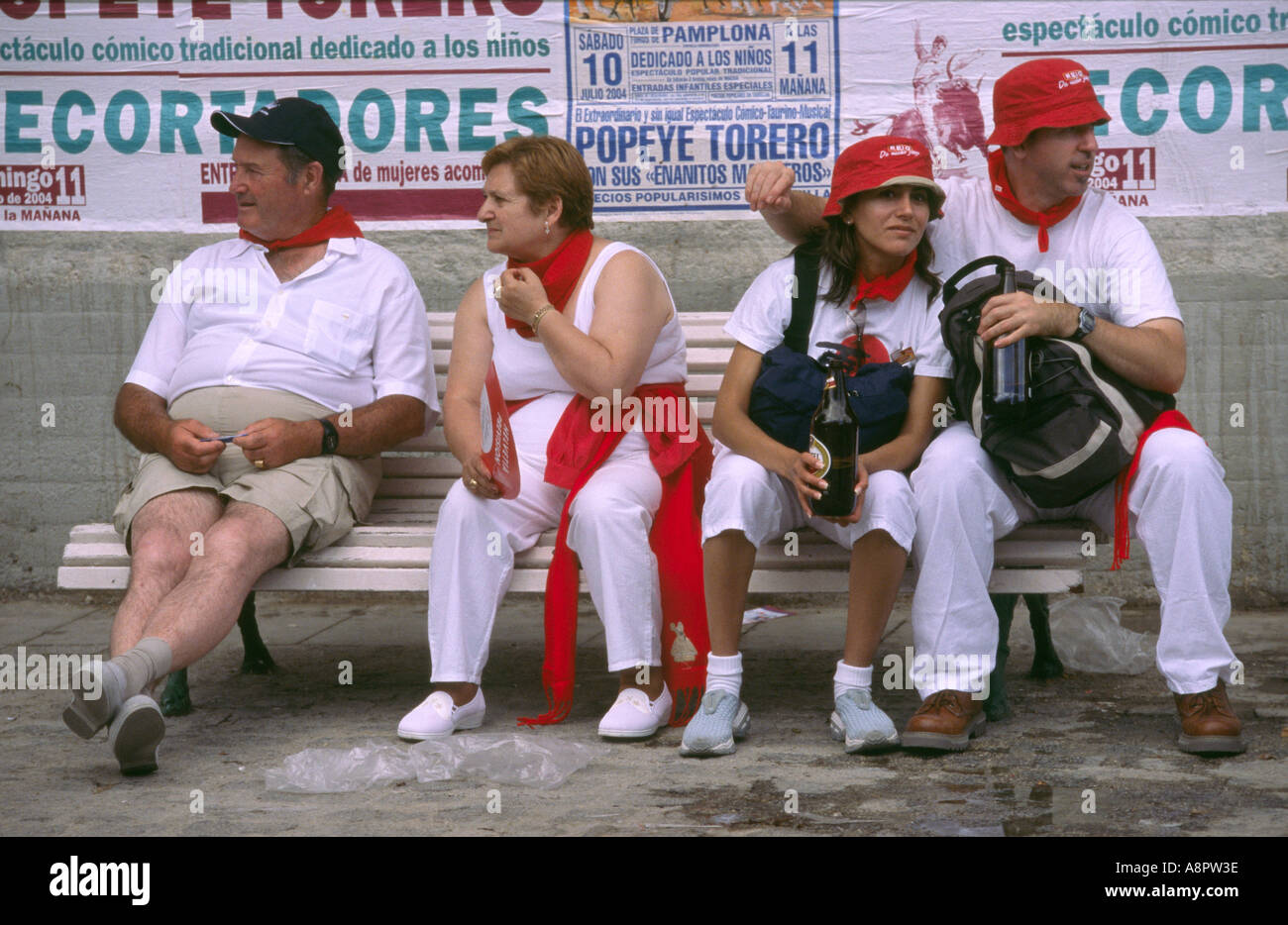 Basque people traditional dress hi-res stock photography and images - Alamy