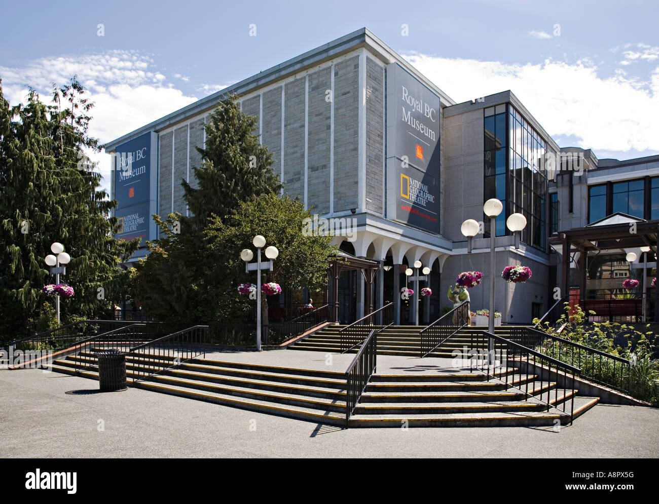 Main entrance to Royal British Columbia Museum and National Geographic ...